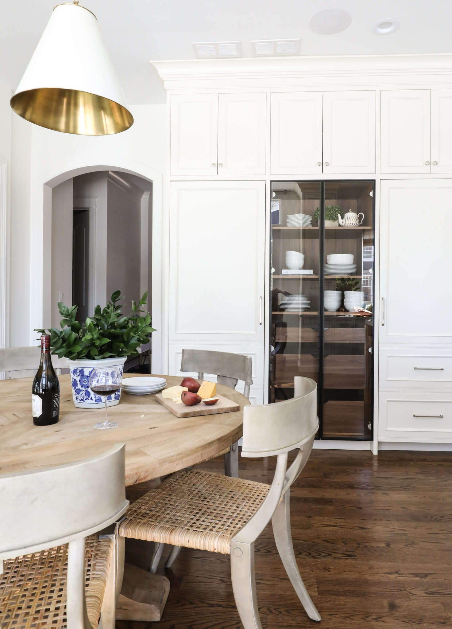Integrated vs Panel Ready Appliances - Park and Oak Interior Design